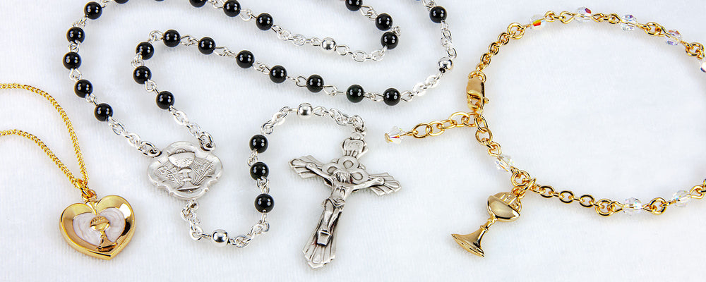 First Communion Medals | Sterling Silver & Gold Pendants